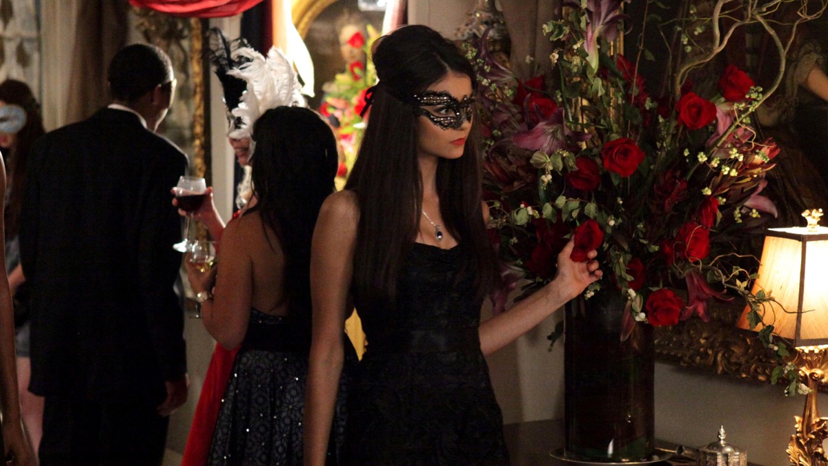 ‎Masquerade - Diarios de Vampiros (temporada 2, episodio 7) - Apple TV (MX)