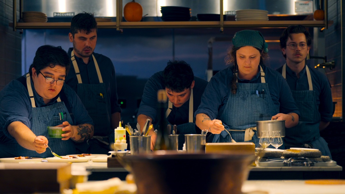 ‎Watch “I love watching a train wreck” – Knife Edge: Chasing Michelin ...