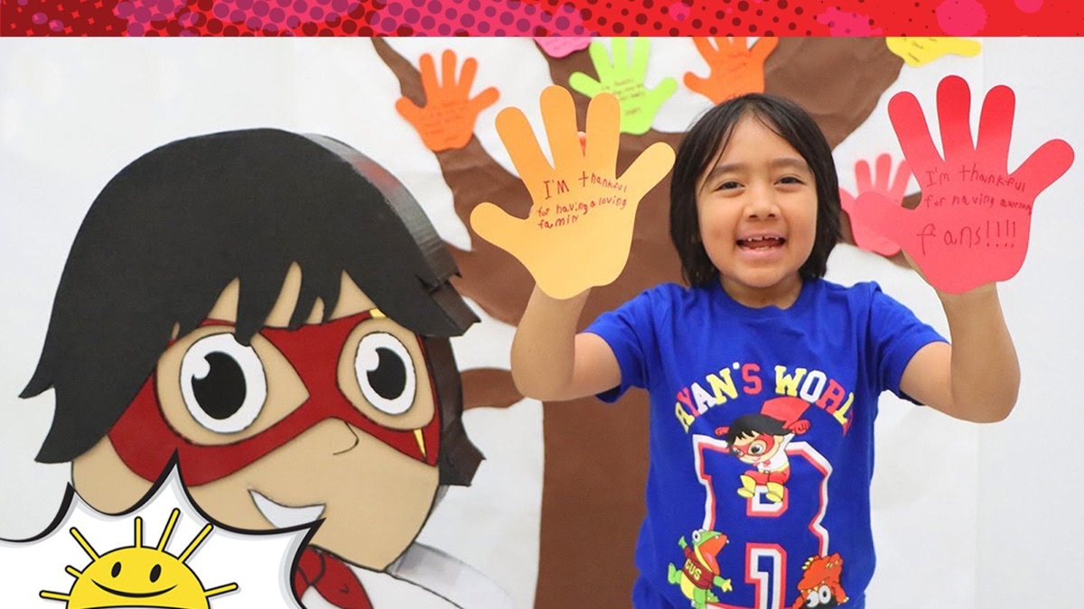 ‎Ryan's Macy's Thanksgiving Day Parade Float! - Ryan's World (Series 17 ...