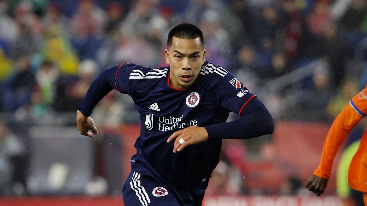 New England Revolution vs. Chicago Fire FC - Watch Live - Apple TV
