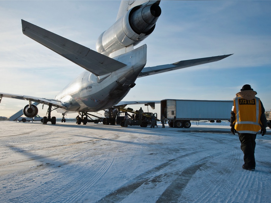 Mega Transports - Apple TV