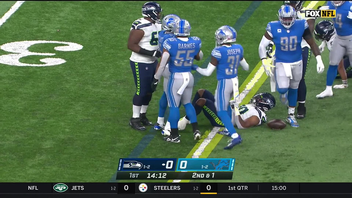 Seahawks @ Lions - NFL Football - Apple TV