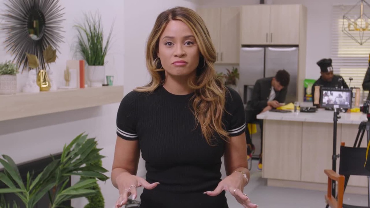 Rule 8: Three's a Crowd - Two Bite Rule (Season 1, Episode 8) - Apple TV
