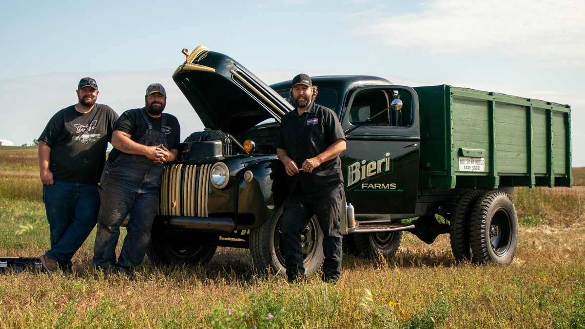 The Farm Ford – Roadworthy Rescues (Season 3, Episode 2) - Apple TV (CA)