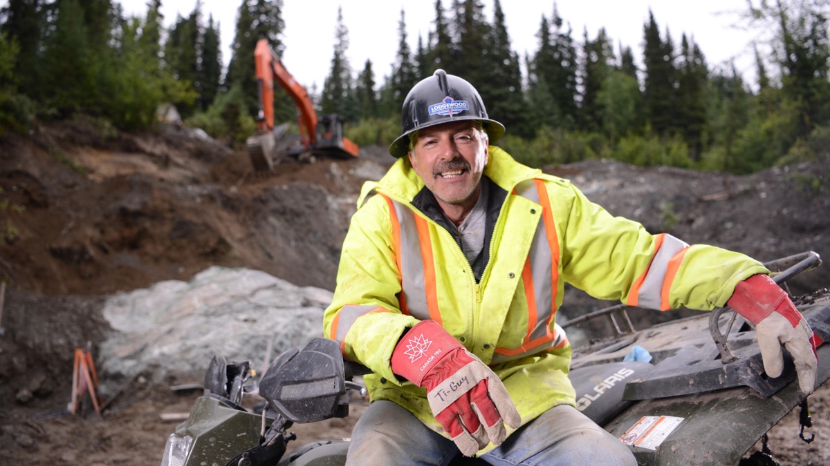 Moving Day - Jade Fever (Season 4, Episode 9) - Apple TV