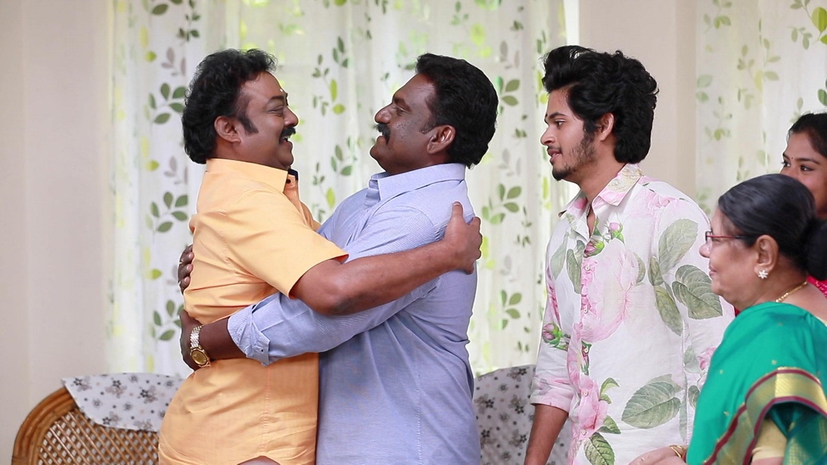 Pasupathy Visits Santhanam - Mahanadhi (Season 1, Episode 3) - Apple TV