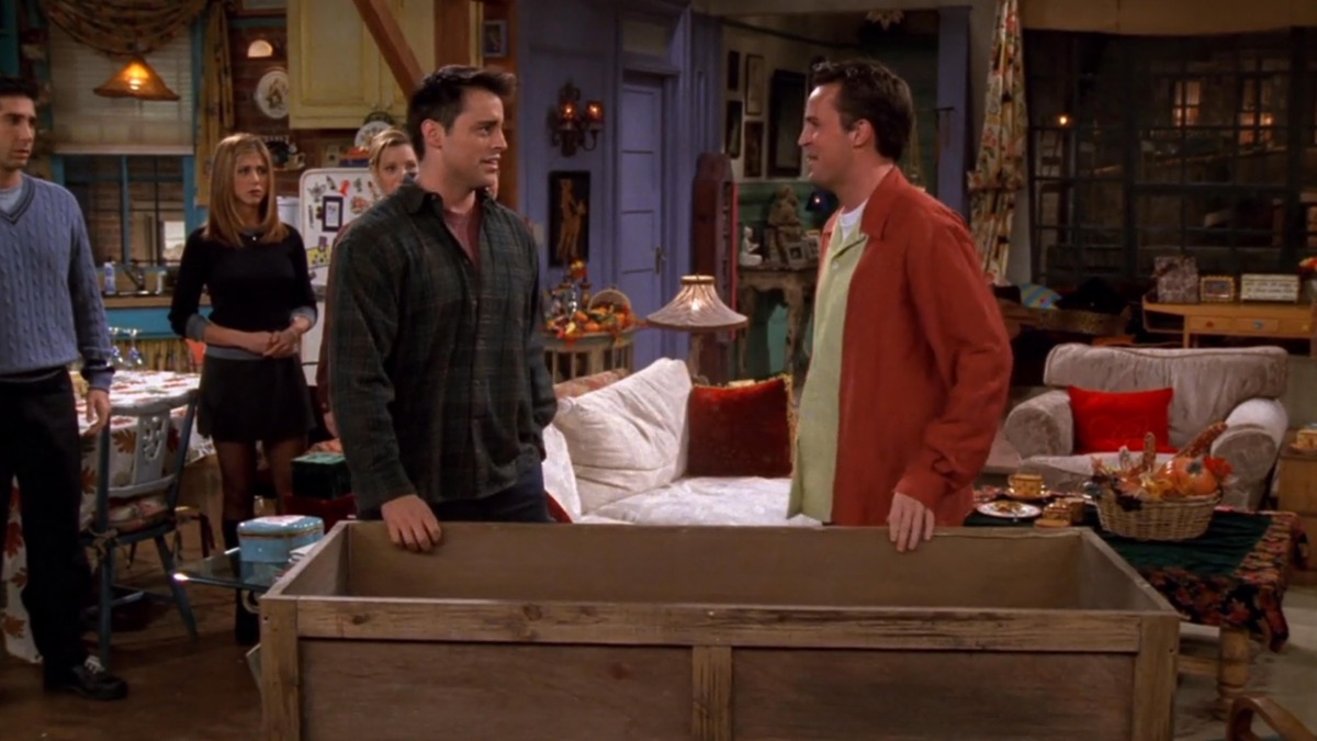 The One With Chandler In A Box - Friends (Series 4, Episode 8) - Apple ...