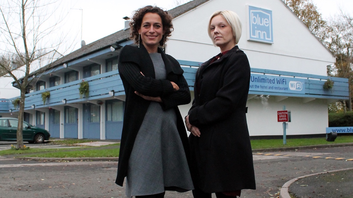 The Blue Inn - The Hotel Inspector Returns (Season 5, Episode 2) - Apple TV