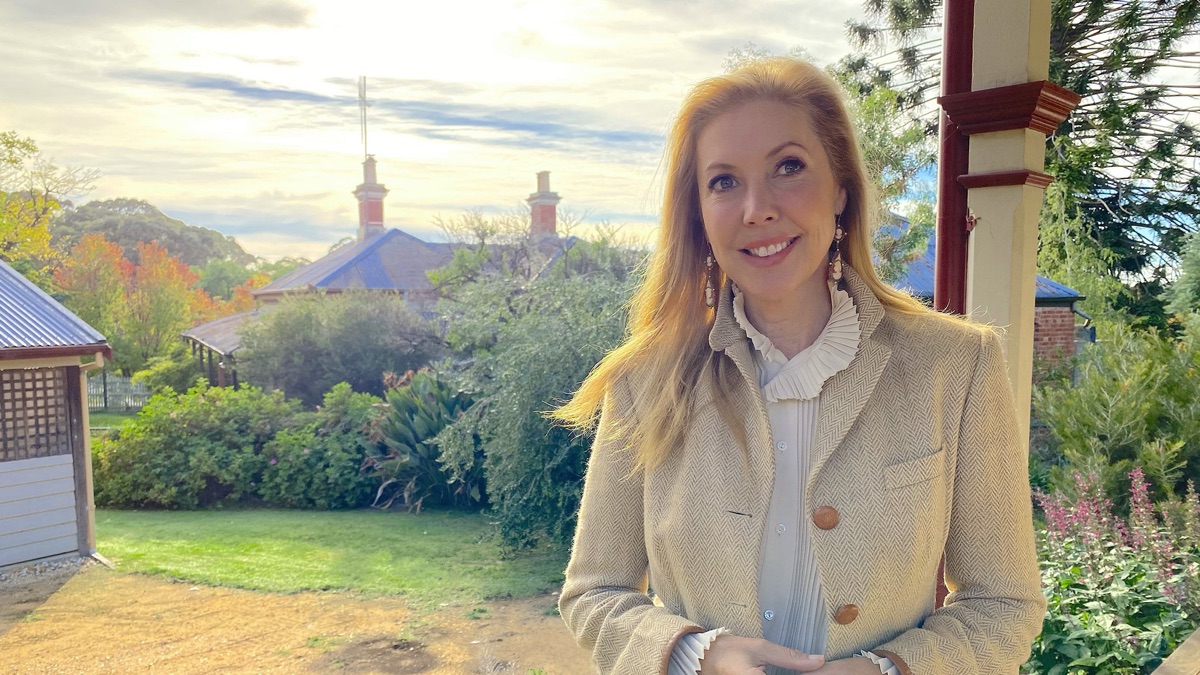 Country House Hunters - Apple TV (CA)