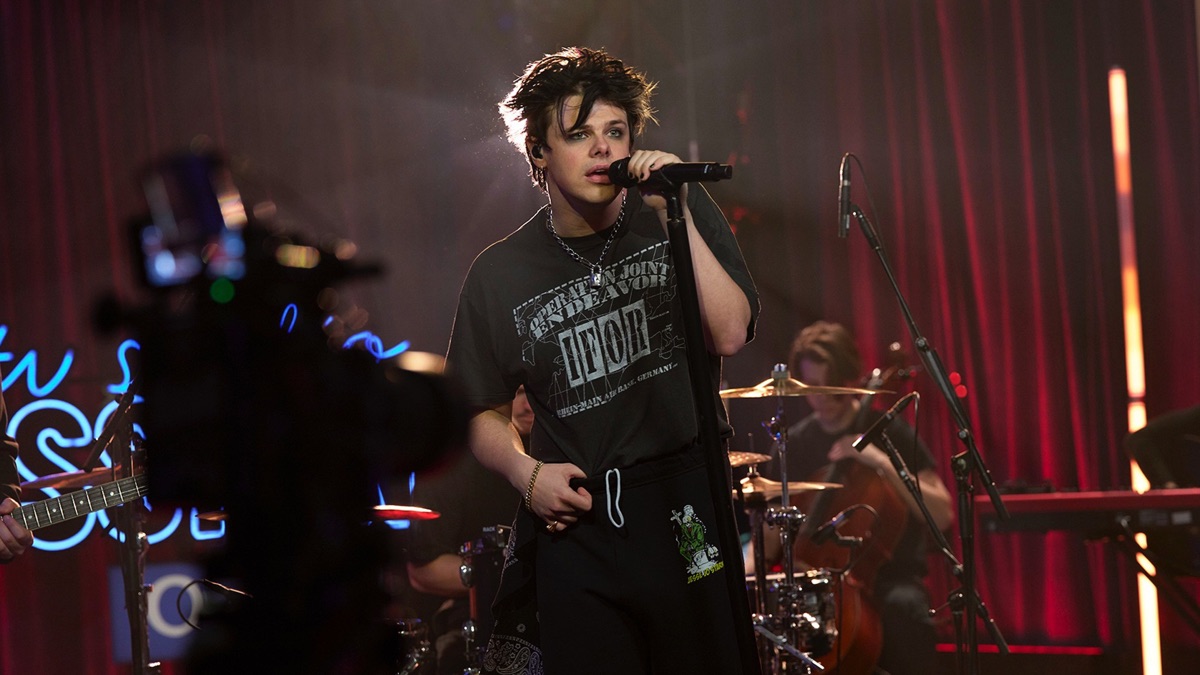 Yungblud - ITV Studio Sessions (Series 1, Episode 2) - Apple TV (UK)