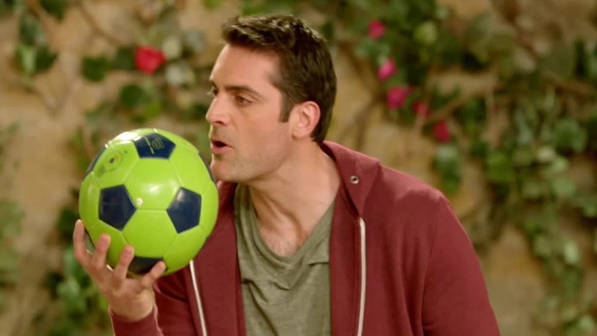 Season 13 episode 3 - Dear neighbours (Season 13, Episode 3) - Apple TV