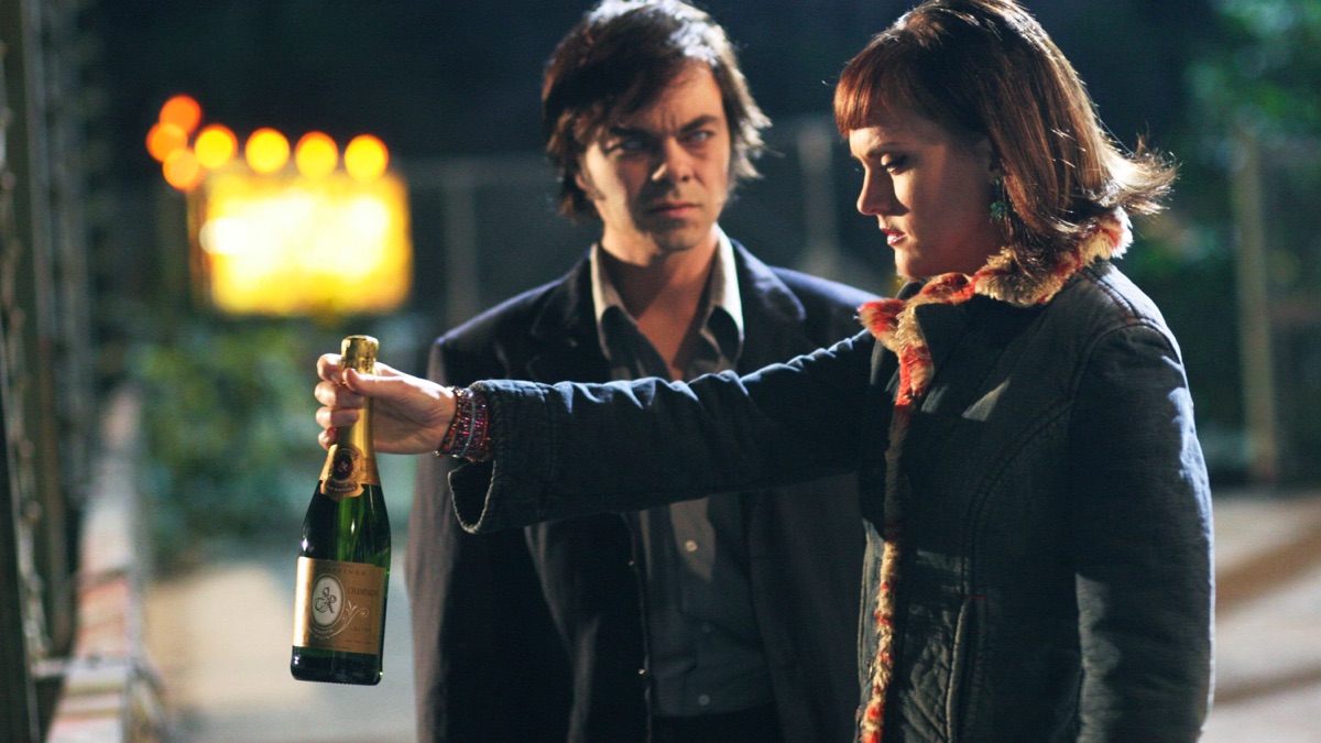 Undead Comic - Ghost Whisperer (Series 1, Episode 12) - Apple TV (IE)