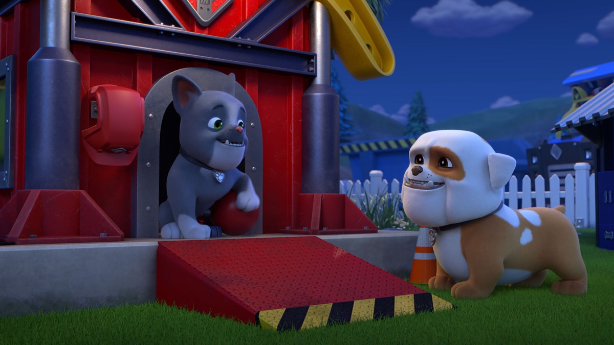 The Crew Builds Charger A Super Bed / The Crew Builds A Super Squirrely ...