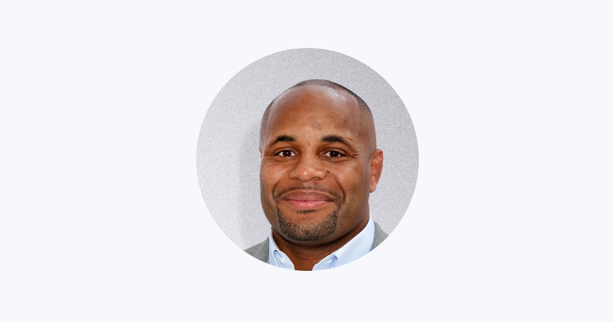 ‎Daniel Cormier - Movies, TV Shows, and Podcasts - Apple Snapshot