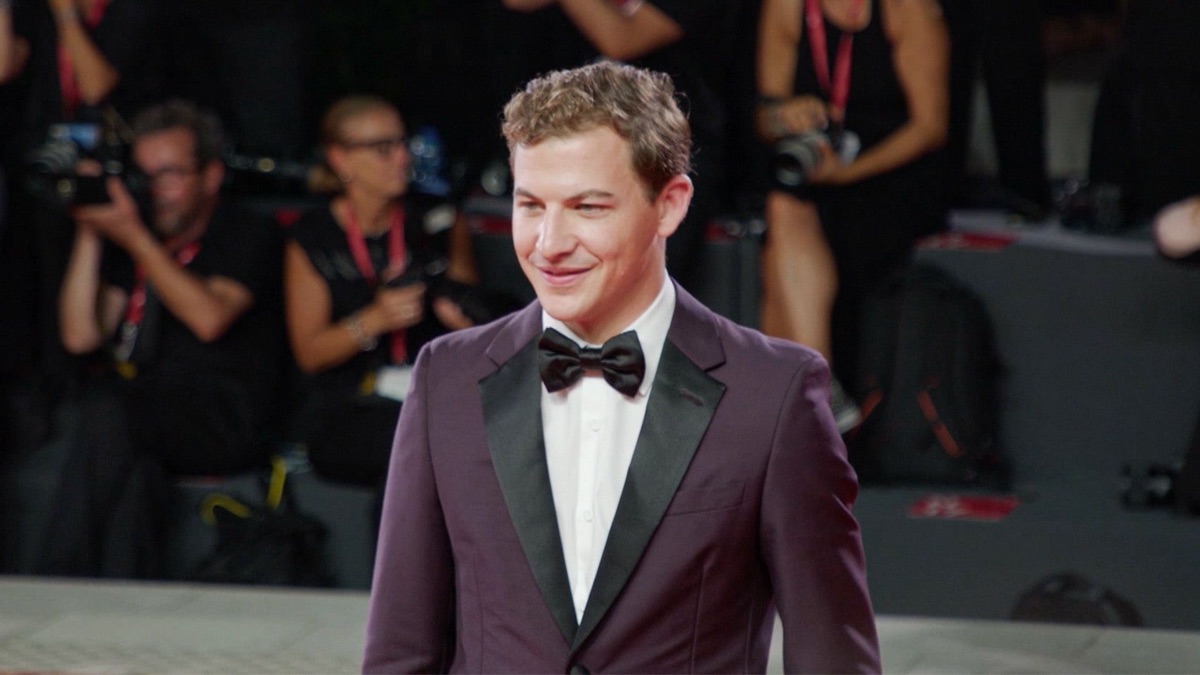 Episode 46 - Hollywood Buzz - Apple TV (BH)