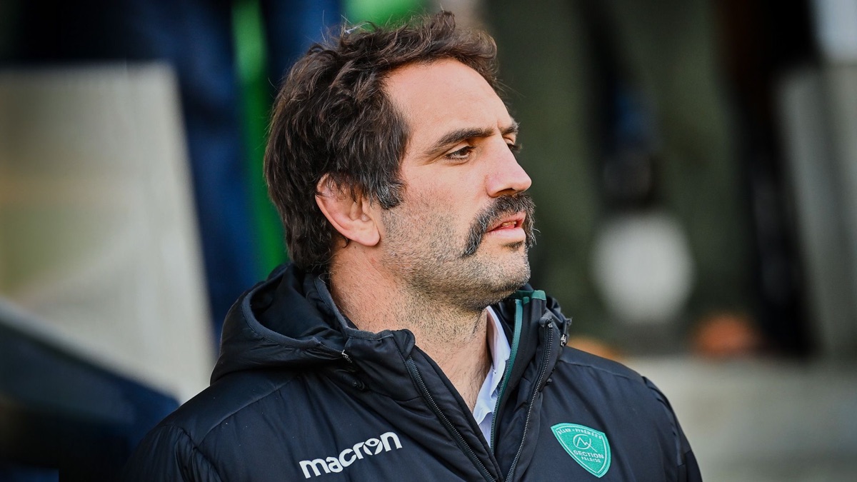 Sam Whitelock, premiers pas d'un géant - Apple TV (FR)