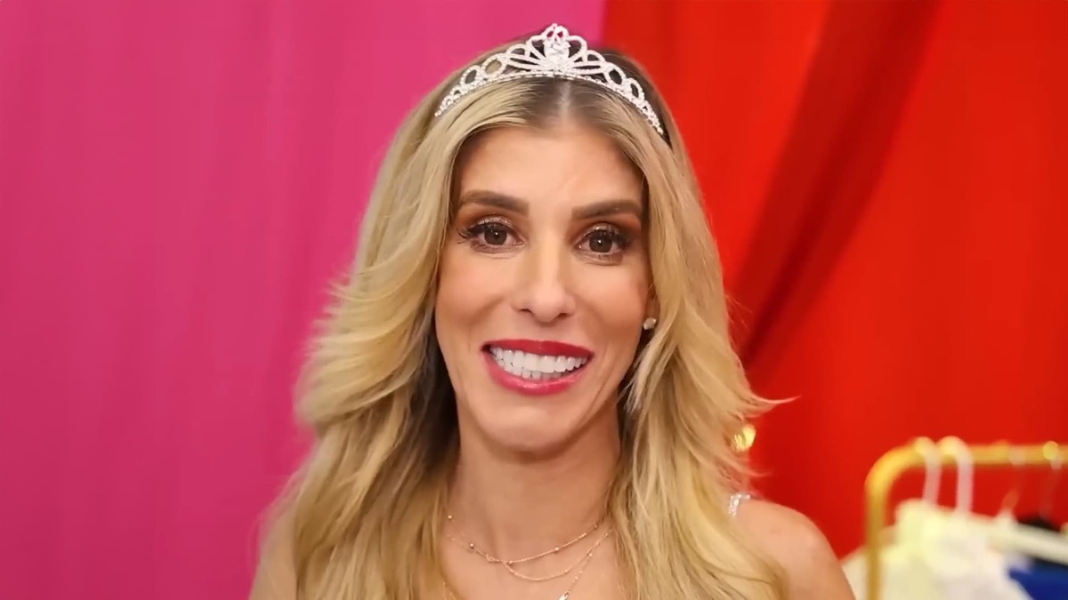 ‎Dress to Impress in Real Life: Princess - Rebecca Zamolo (Series 6 ...