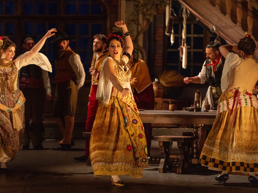 Carmen, Bizet - Apple TV (CY)