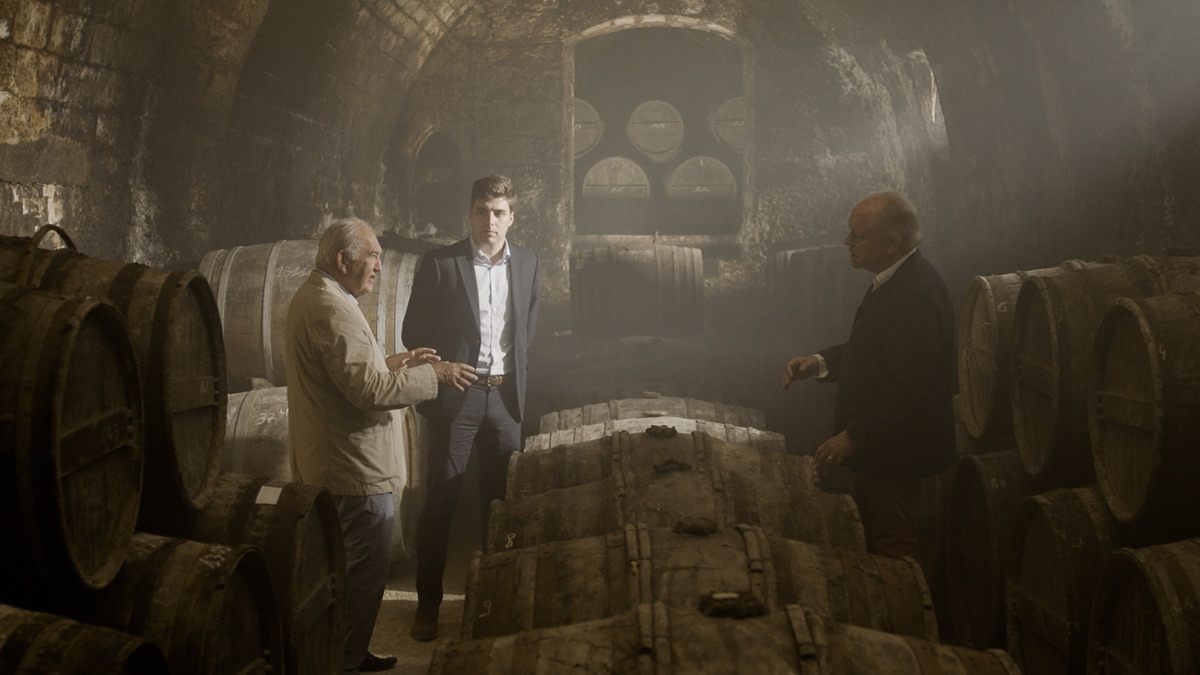 Eastbound Westbound: A Winemakers' Story From Bordeaux and California - Apple TV