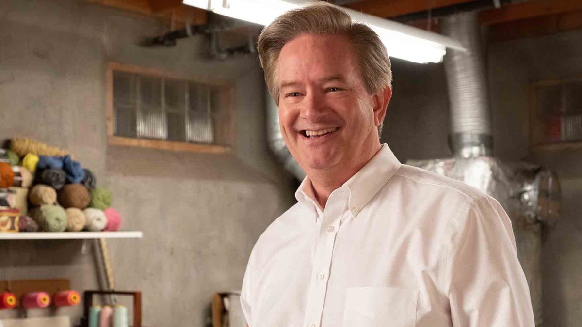 Shadowing Glenn – Superstore (Series 4, Episode 9) | Apple TV (uk)