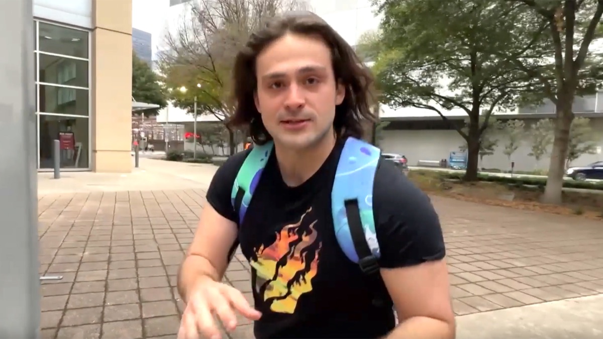 Sneaking Into Unspeakable's Live Show / IRL Escaping Poppy Playtime ...