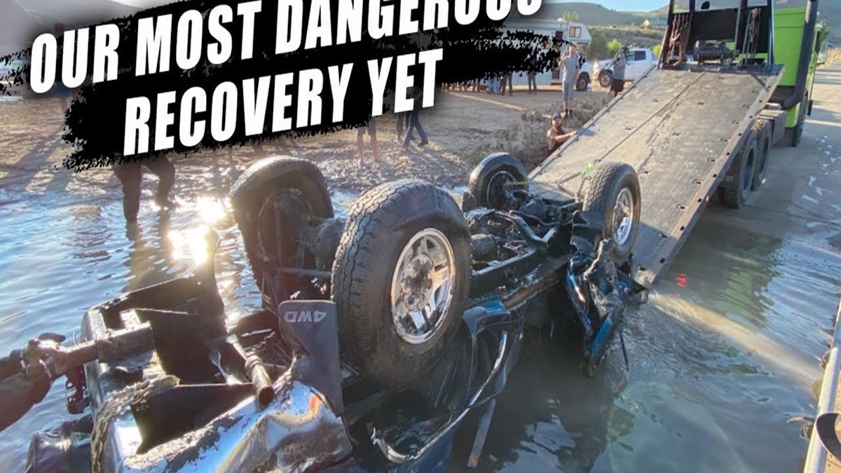 Underwater Recovery - HeavyDSparks (Season 1, Episode 11) - Apple TV