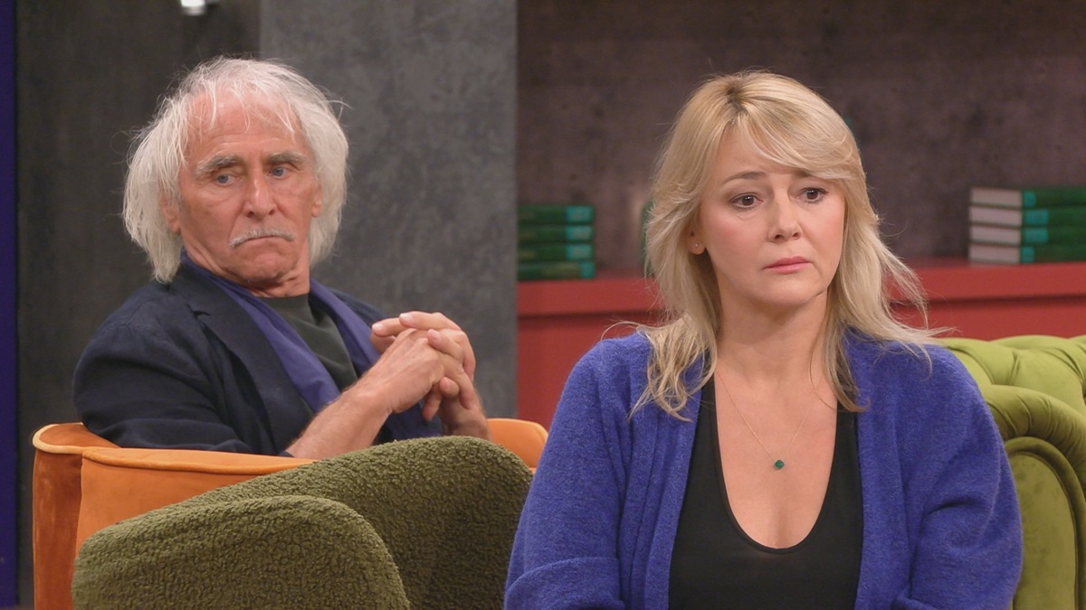 ‎Scouting Around - LOL: Last One Laughing Poland (सीज़न 2, एपिसोड 1 ...