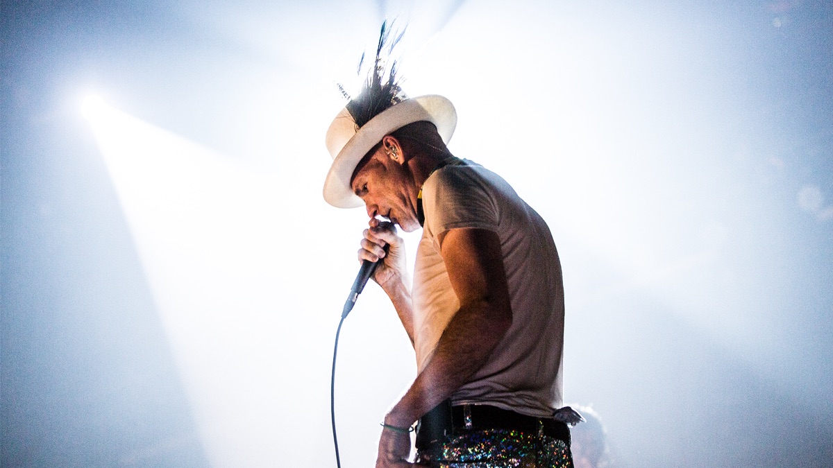 Grace, Too – The Tragically Hip: No Dress Rehearsal (Season 1, Episode ...