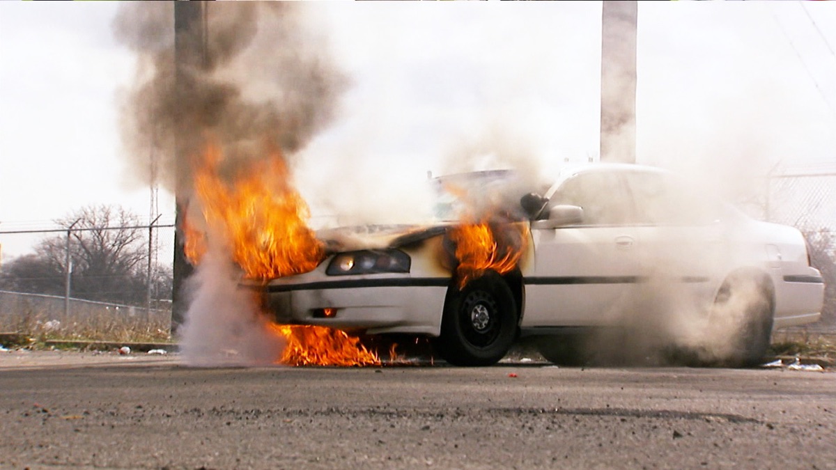 ‎Fire Bomb – Hardcore Pawn: Behind The Deal (Season 1, Episode 8 ...