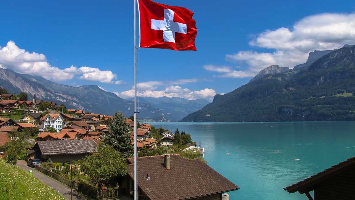 Modern Traveler - Apple TV