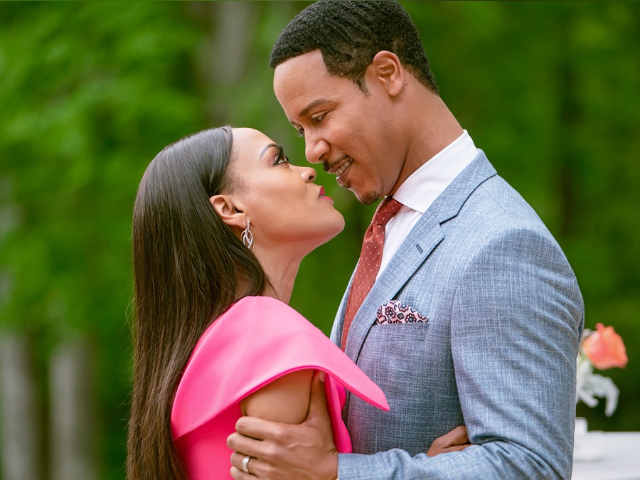 AMBITIONS - Apple TV (MX)