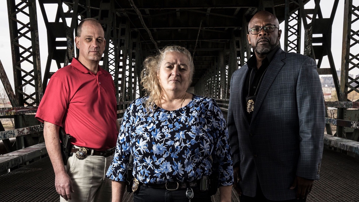 48 Hours in Police Custody USA - Apple TV (CA)