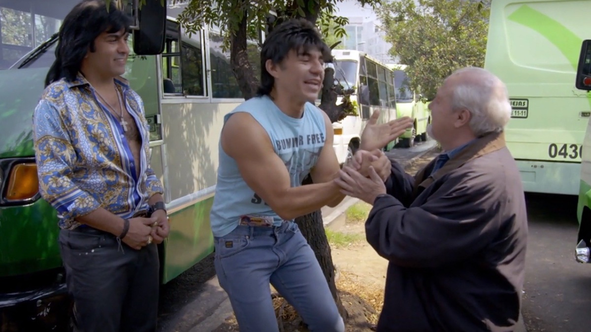 Súbale, súbale - Nosotros los guapos (Season 1, Episode 2) - Apple TV