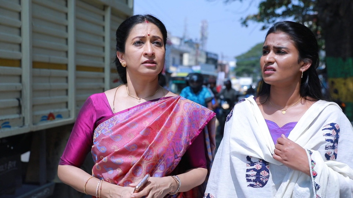 Paanjali Gets Anxious - Kizhakku Vaasal (Season 1, Episode 139) - Apple TV