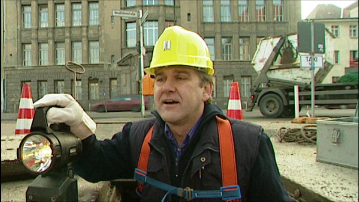 Die Adern von Berlin - 360° Reportage (Staffel 2001, Folge 8) - Apple ...