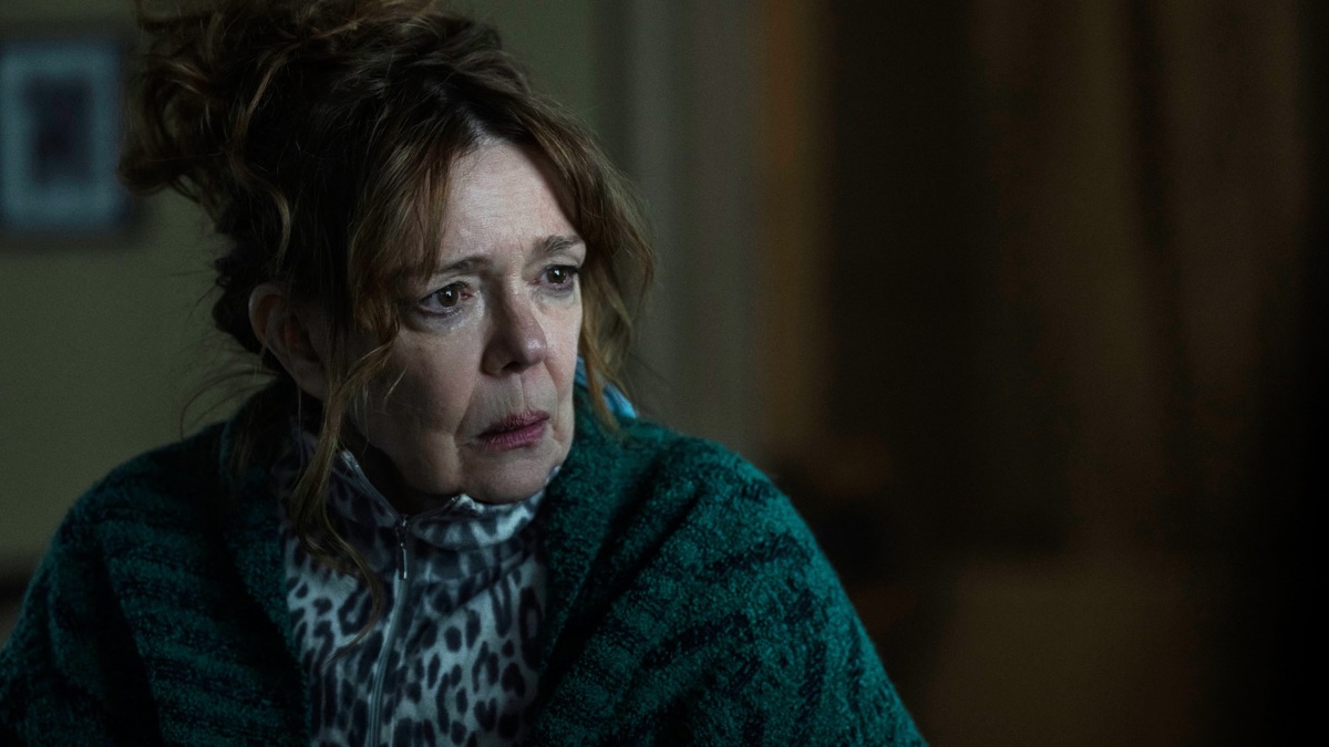 Gold Summit - The Penguin (Series 1, Episode 6) - Apple TV (EG)