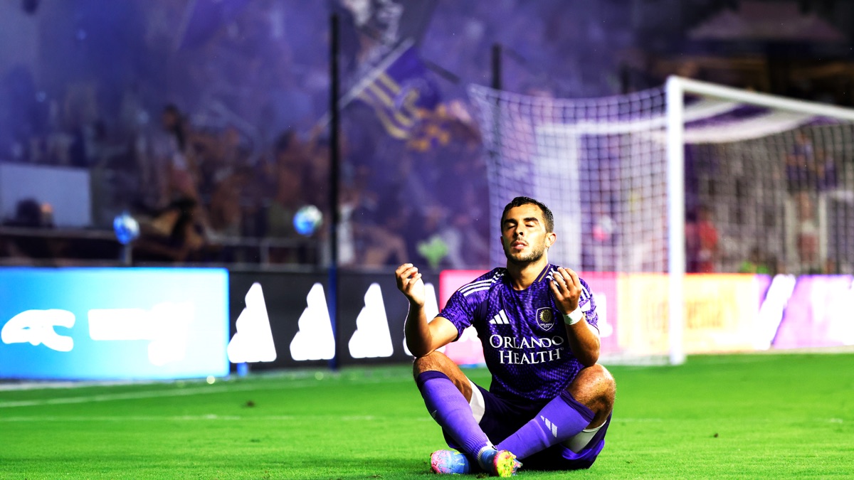 Lion's Den: Photo Series, Martín Ojeda - Orlando Presents (Series 2025 ...