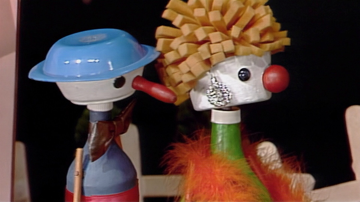 Mr and Mrs Spoon's Anniversary - Button Moon (Series 7, Episode 6 ...