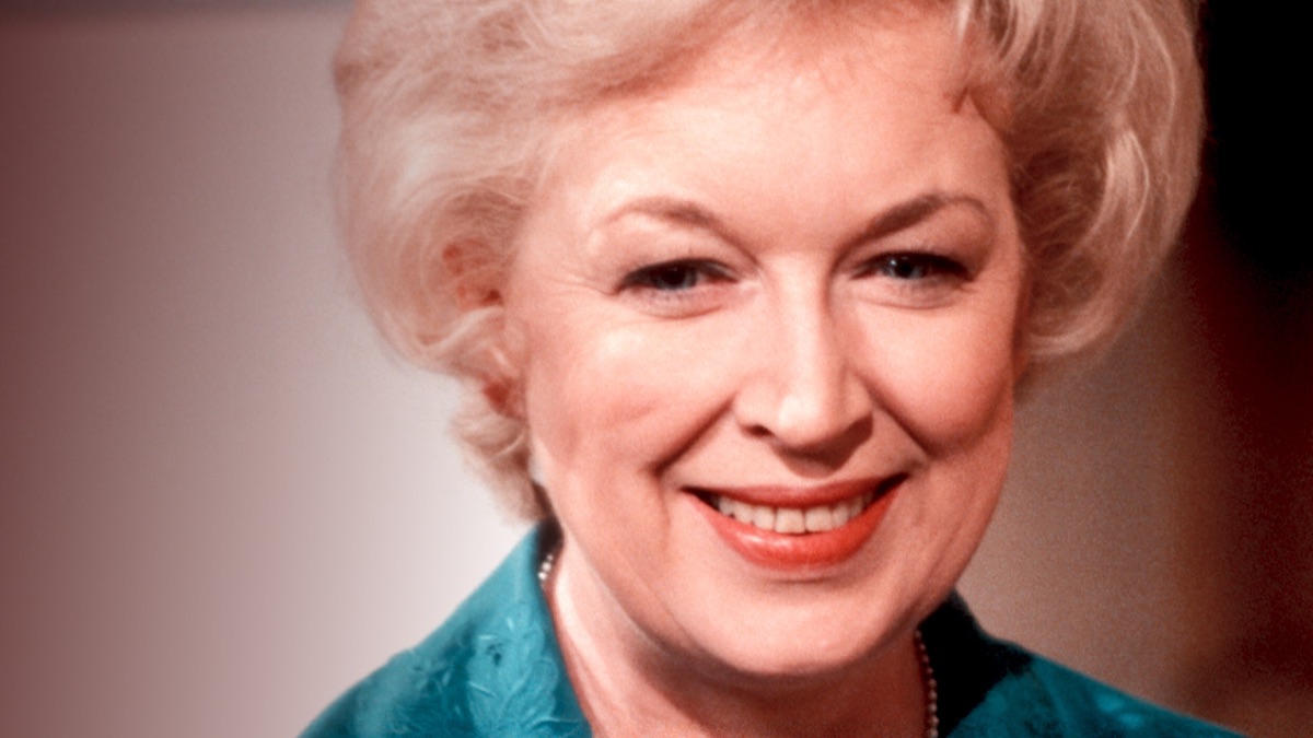 ‎June Whitfield - The Many Faces of... (Series 1, Episode 101) - Apple ...