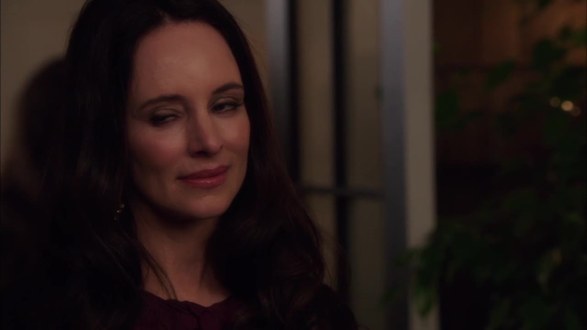 ‎Absolution - Revenge (Series 1, Episode 19) - Apple TV (FI)