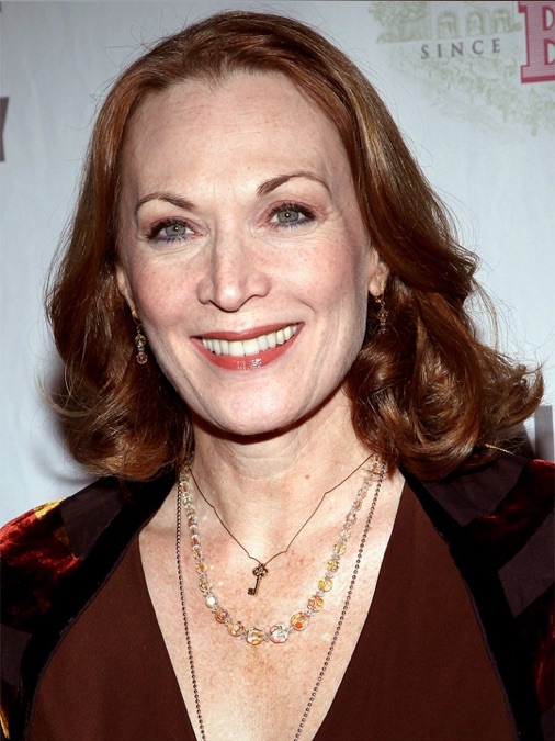 ‎Dee Hoty Films and Shows – Apple TV