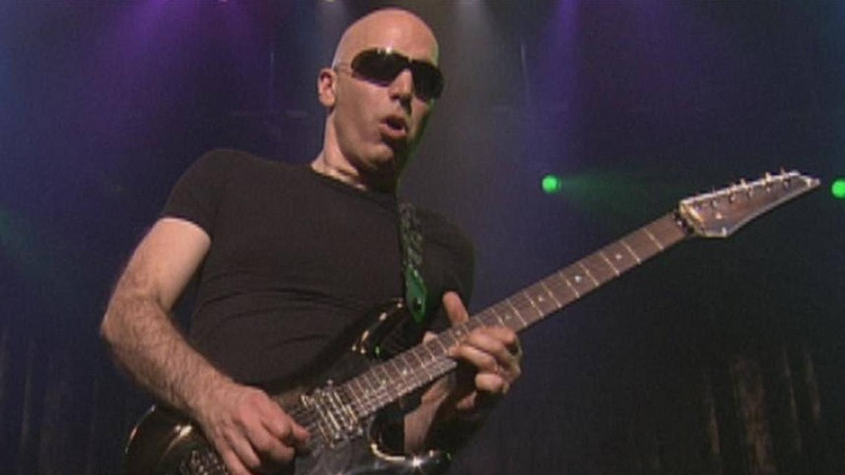 Joe Satriani - Satriani LIVE! - Apple TV (CA)
