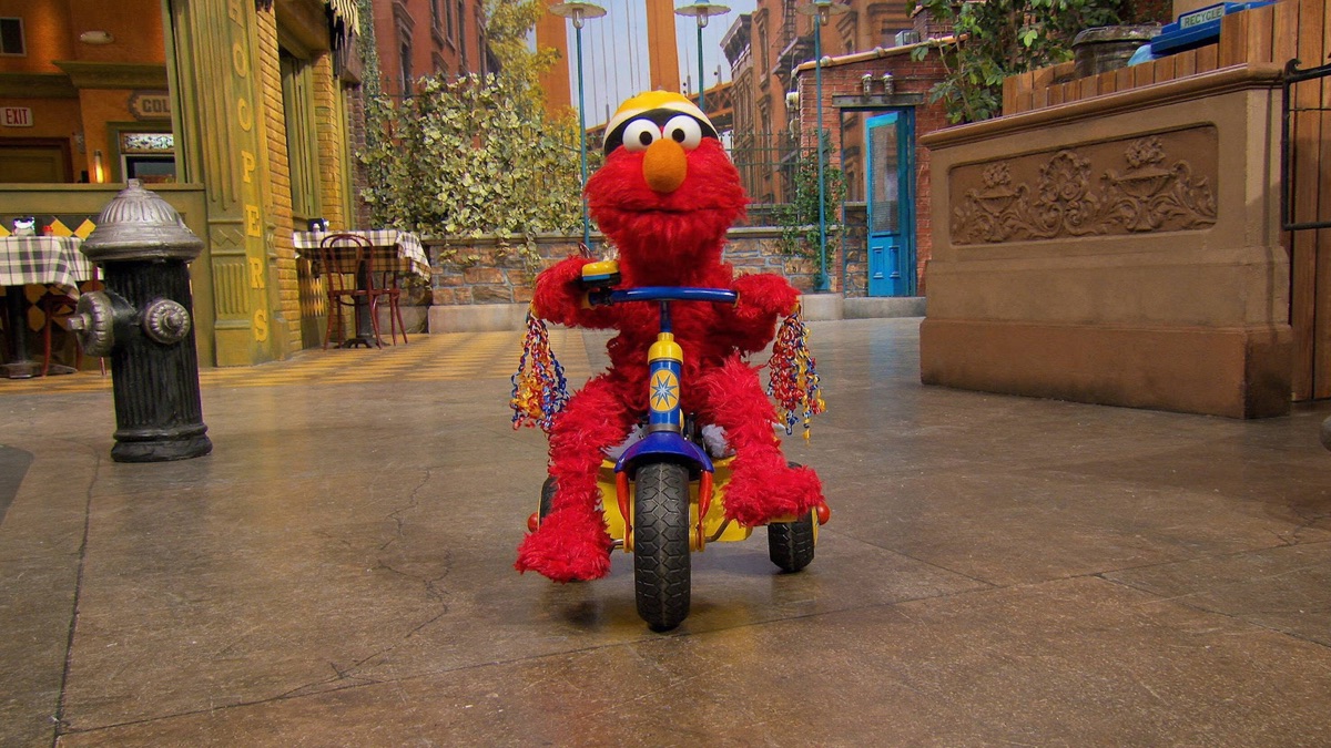 Bye Bye Boo Boos - Sesame Street (Series 51, Episode 4) - Apple TV (UK)