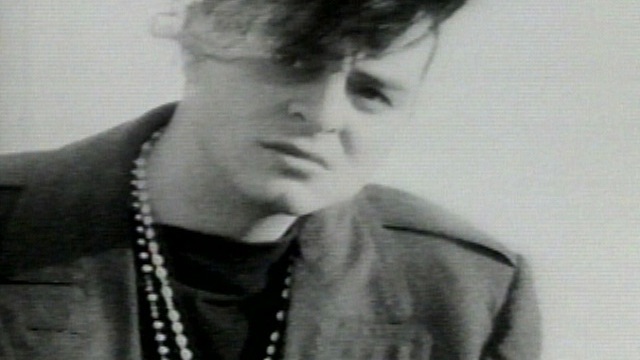 LIVING IN A BOX – LIVING IN A BOX | Official Charts