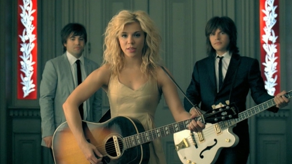 ‎If I Die Young - Music Video by The Band Perry - Apple Music