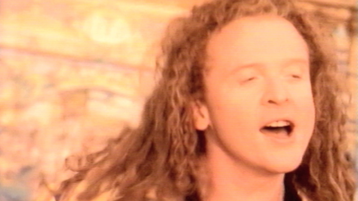 ‎Something Got Me Started - Music Video by Simply Red - Apple Music