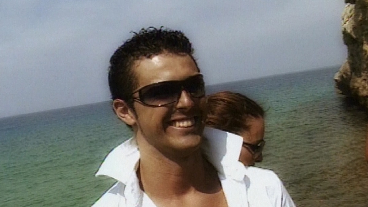 ‎Hot Summer Night - Music Video by David Tavaré - Apple Music