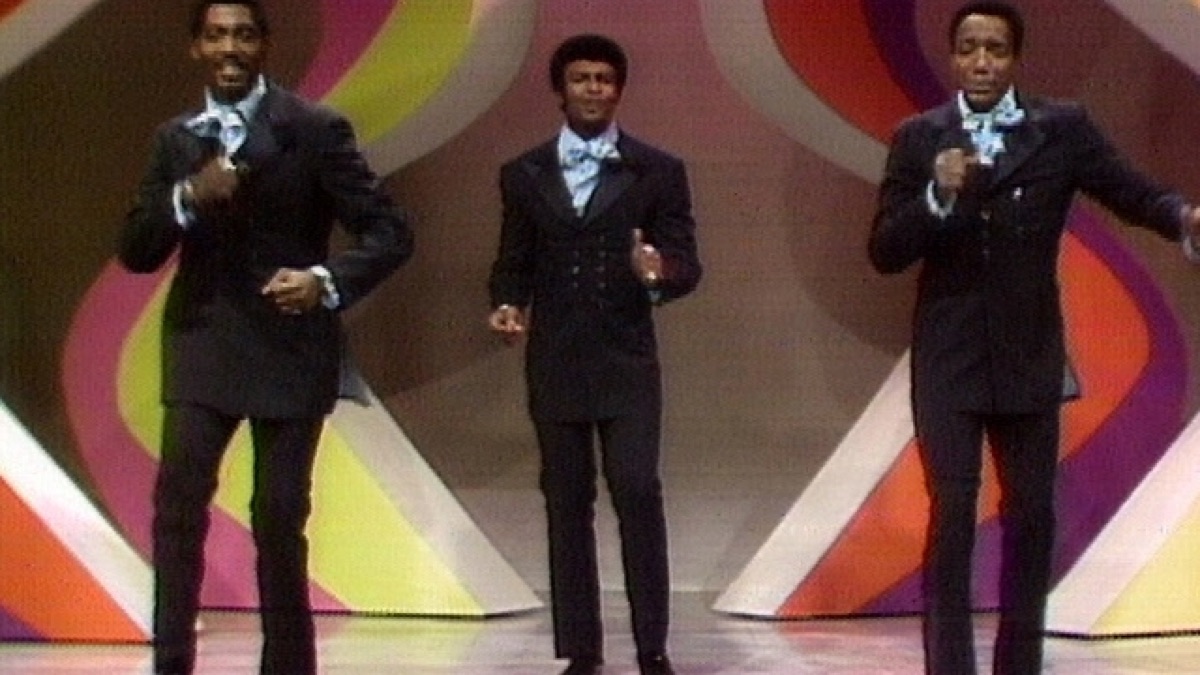 ‎I Can't Get Next to You (Ed Sullivan Show Live 1969) - Music Video by ...