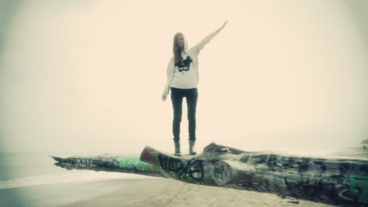 ‎Novembertag - Music Video by Ya-Ha! - Apple Music