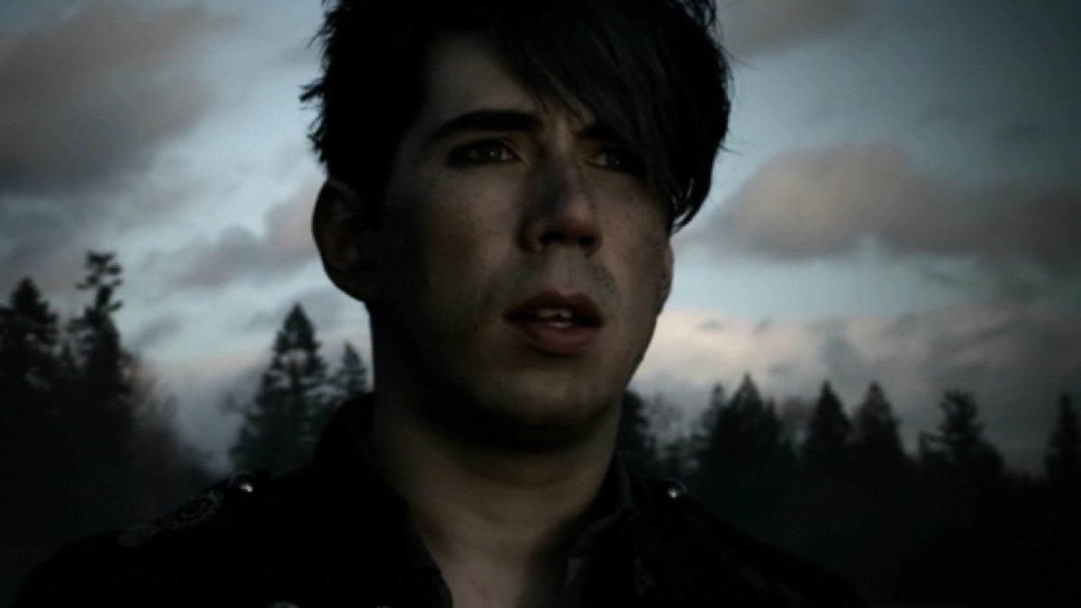 ‎Fallout - Music Video by Marianas Trench - Apple Music